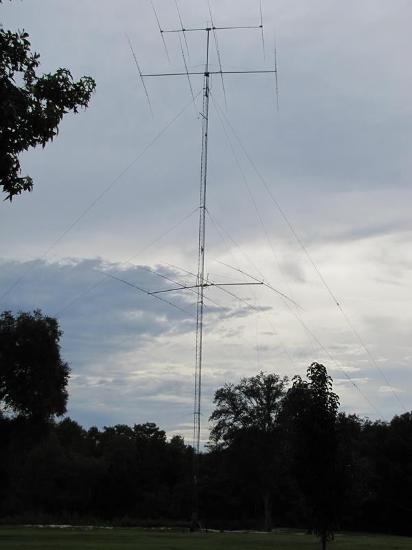 FCC Callsign Lookup from QTH.com