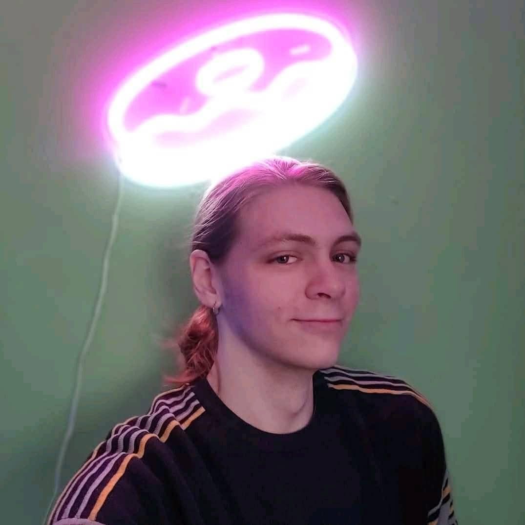 FCC Callsign Lookup from QTH.com